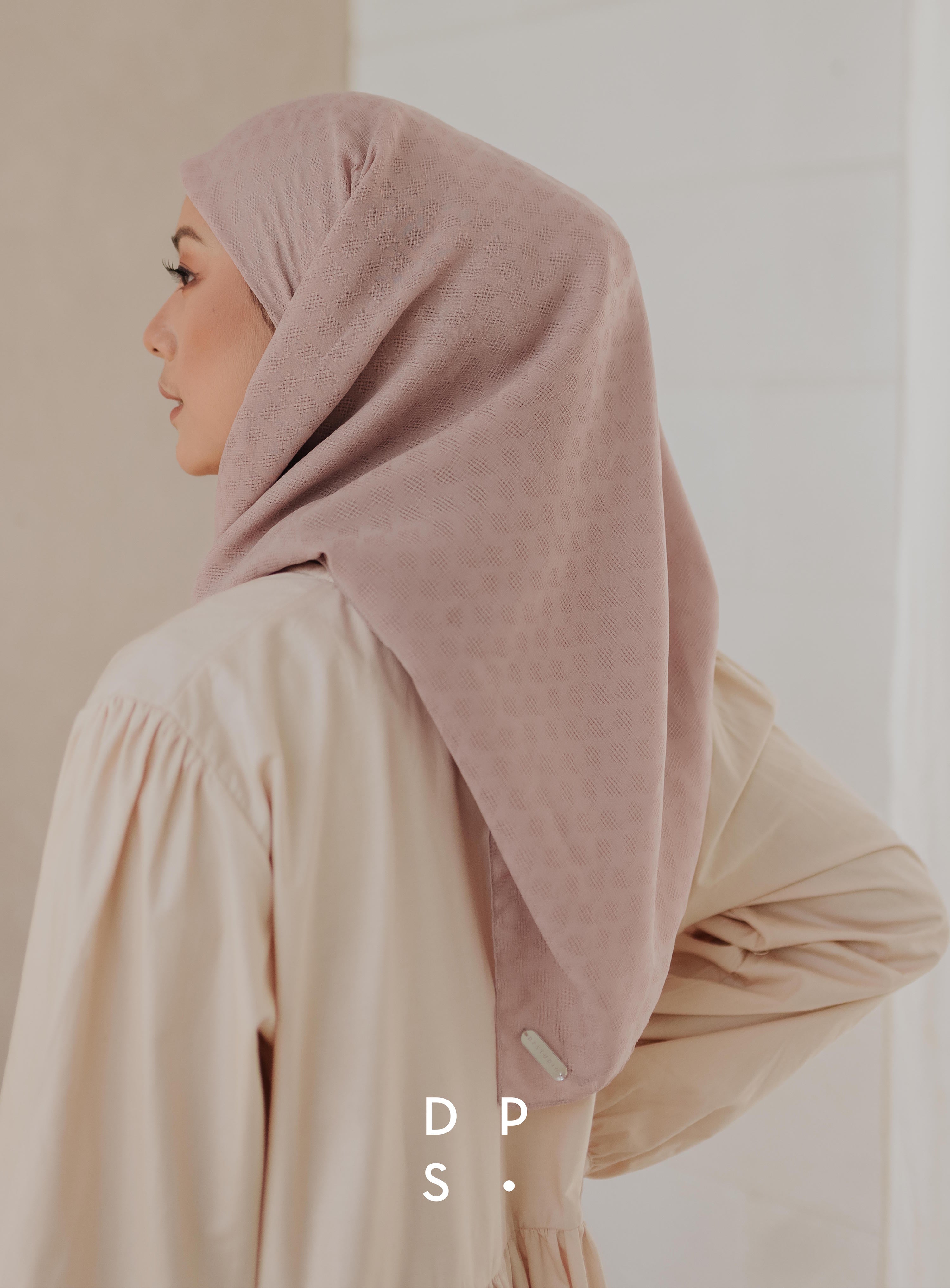 KINANTAN – DP STUDIO